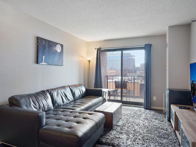 401 S 1st St # 603