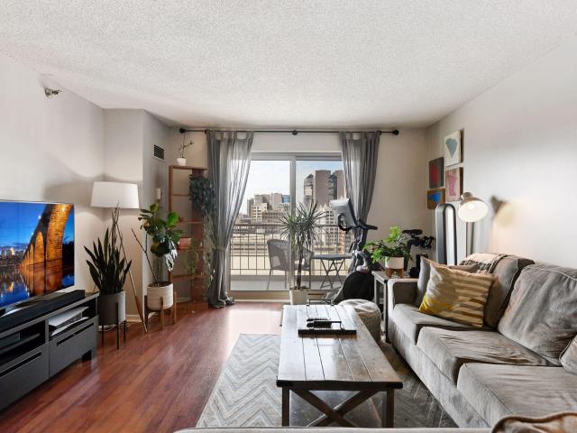 401 S 1st Street # 1318