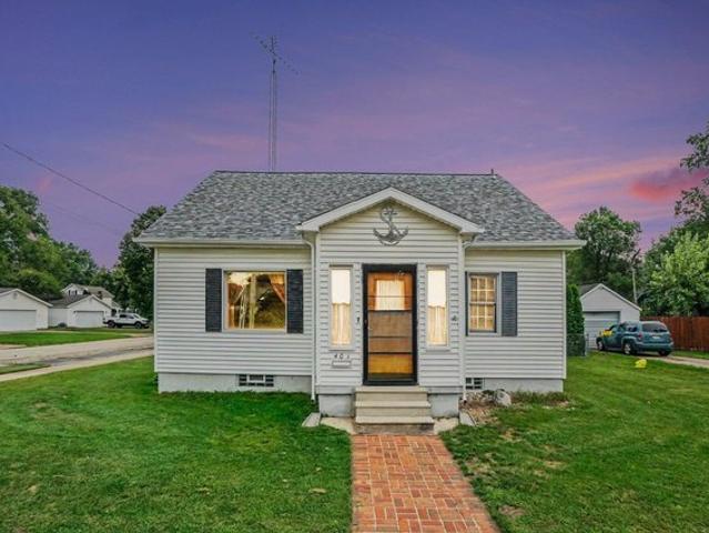 401 S Center St, Hartford, MI 49057