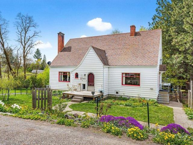 401 S Crosby St, Tekoa, WA 99033