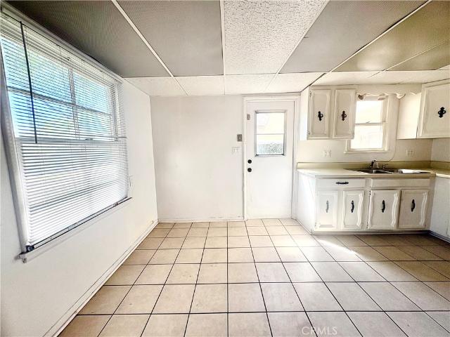 401 S Gilbert