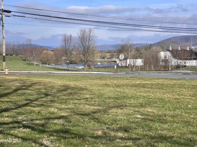 401 S Market St, Martinsburg, PA 16662