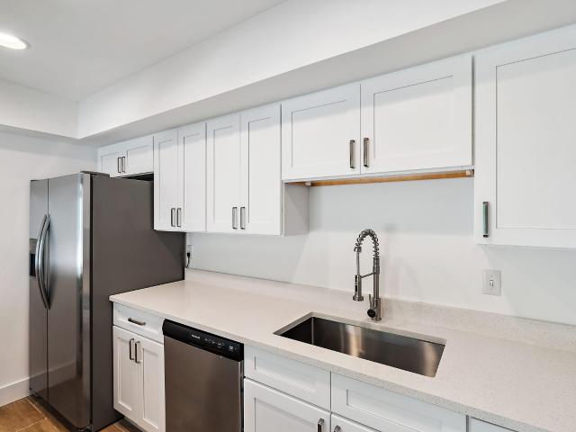 401 Southwind Dr, Unit 8, North Palm Beach, FL 33408 | MLS #R11153 | Compass