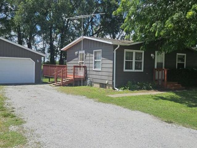 401 Saunders Ave, Evansdale, IA 50707