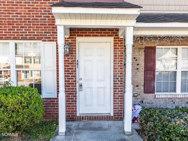 401 Springwood Drive