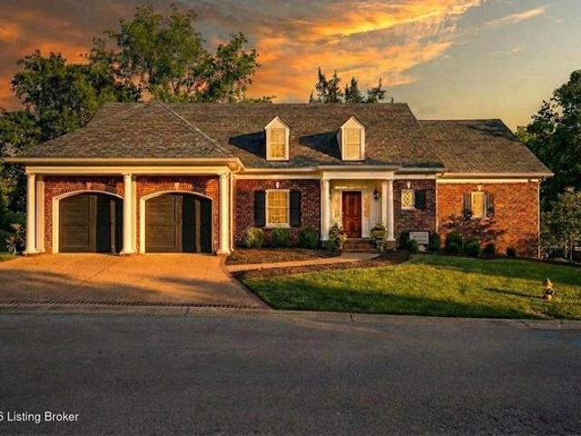 401 Stonehaven Commons Ct, Louisville, KY 40207