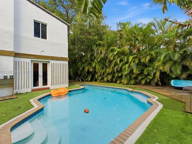 401 SW 28th Rd, Miami, FL 33129 | MLS #A11896 | Compass