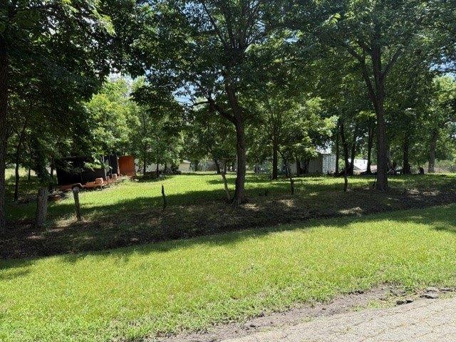 401 Paris St, Pecan Gap, TX 75469