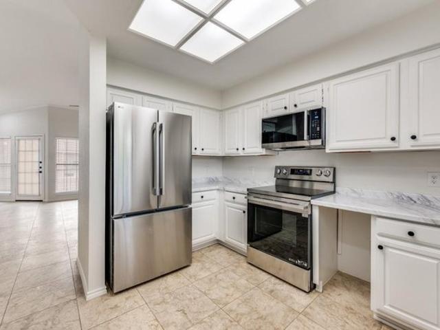 401 Pebble Way Apt 239, Arlington, TX 76006
