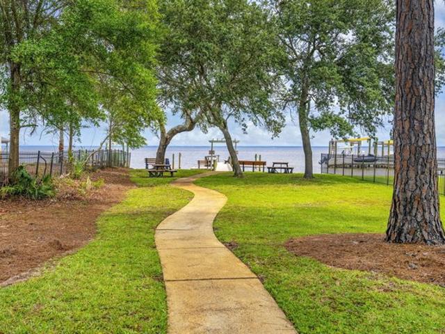 401 Pelican Bay Dr, Santa Rosa Beach, FL 32459