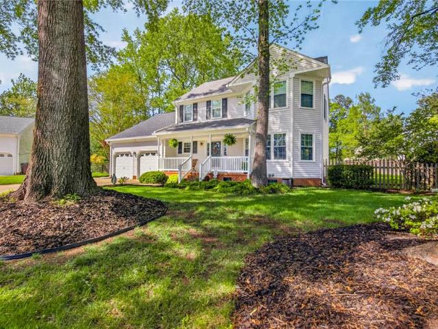 401 Pelican CIR
