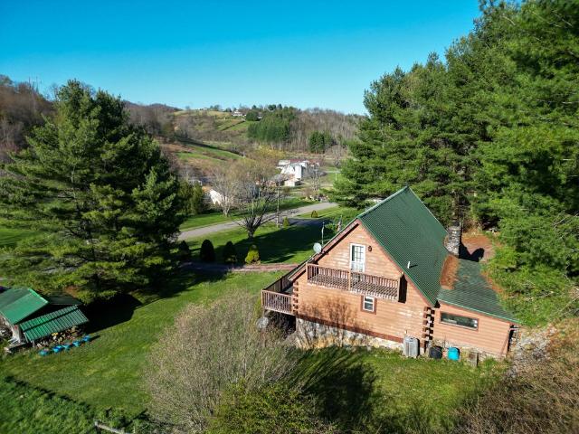 401 Plymouth Hollow Road
