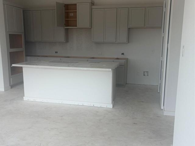 401 Raleigh Dr