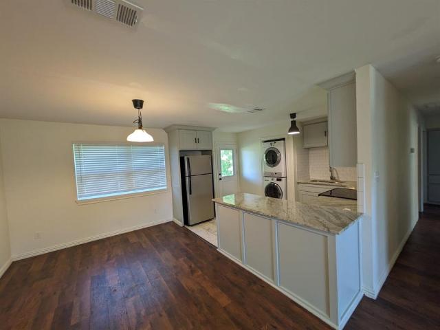 401 Redbud Lane