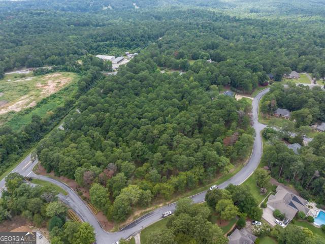401 River Crest Drive