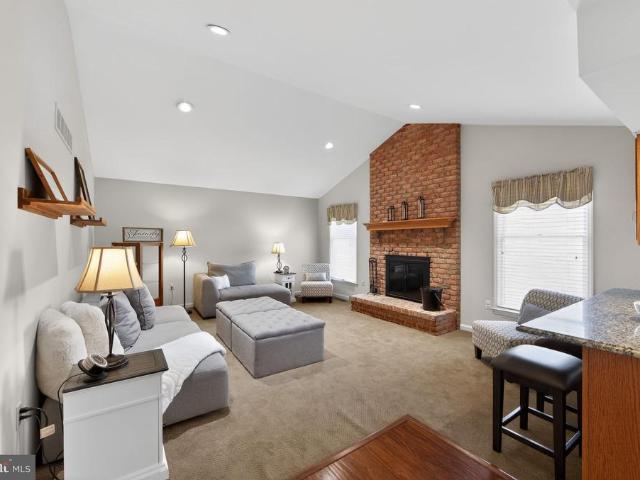 401 Russell Avenue
