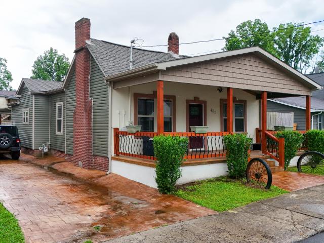 401 W 4th Street