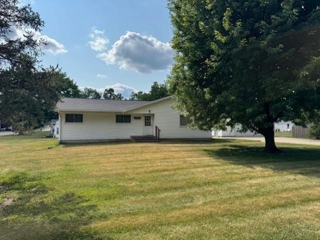 401 W Walnut St, Baraboo, WI 53913