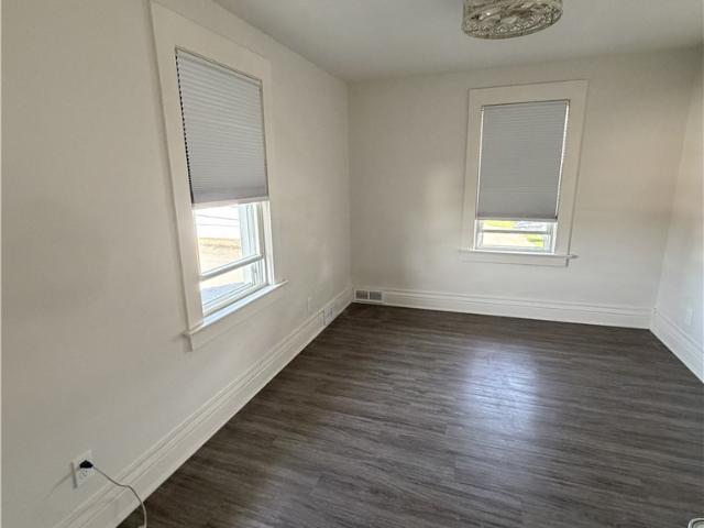 401 W Elm Street