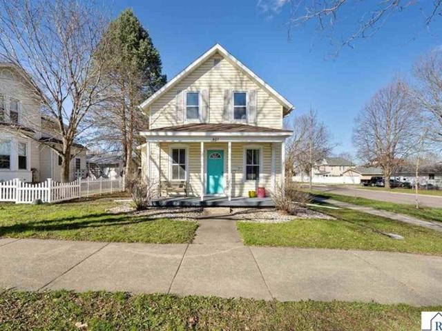 401 W Grace St, Saint Peter, MN 56082