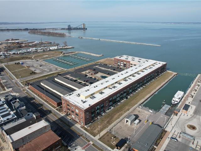 401 w shoreline drive 136