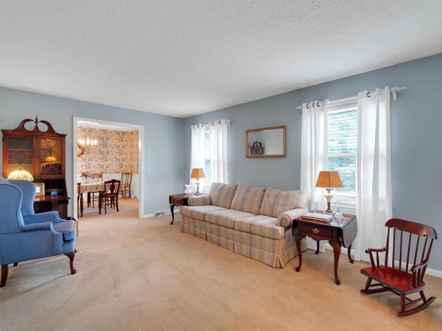 401 Woodland Way
