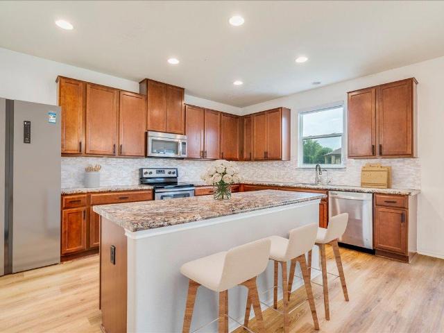 401 Waterleaf Blvd