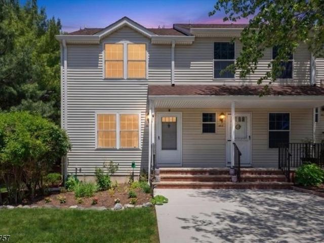 401 Wedgewood Cir, Raritan, NJ 08822