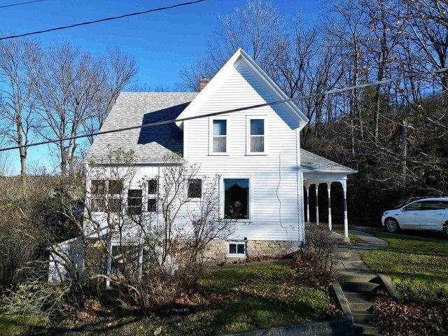 401 Williams St, Decorah, IA 52101