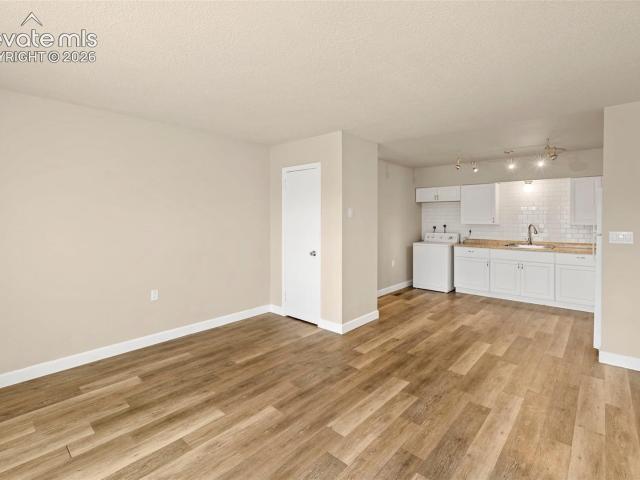 401 Windsor Lane