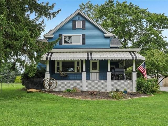 401 Winfield Rd, Cabot, PA 16023