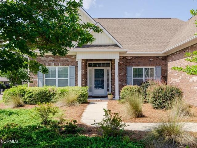 401 Titleist Ln, Wilmington, NC 28412