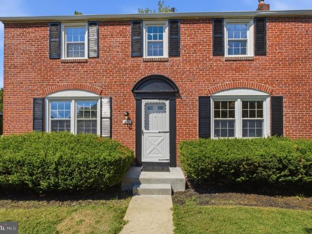 401 Twin Oaks Drive