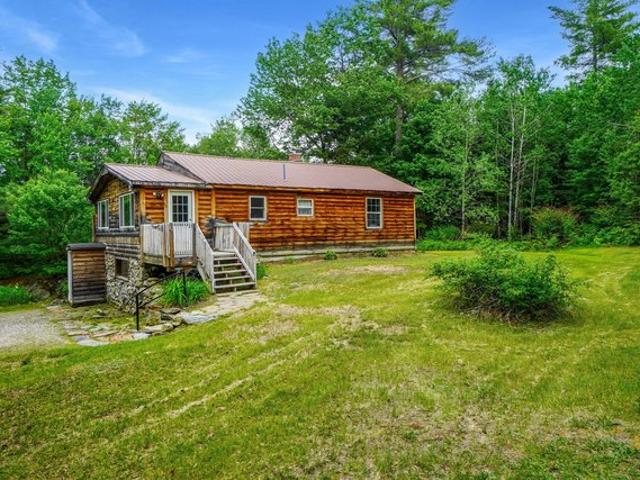 401 Vernon St, Bethel, ME 04217