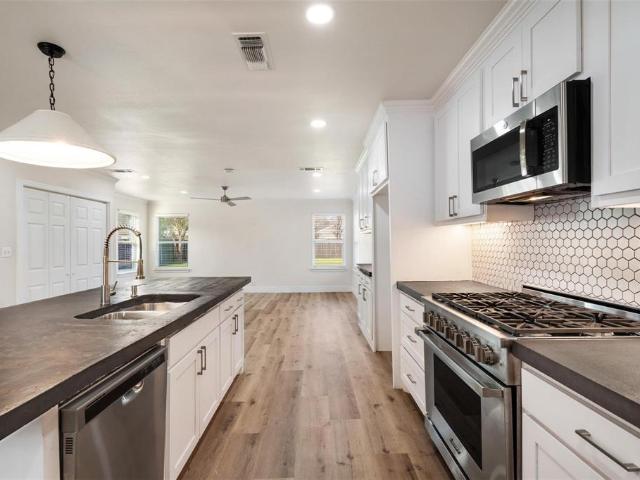 4024 Carolyn Road