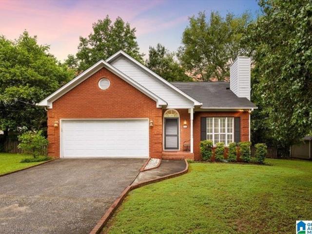 4024 Christopher Dr, Vestavia Hills, AL 35243