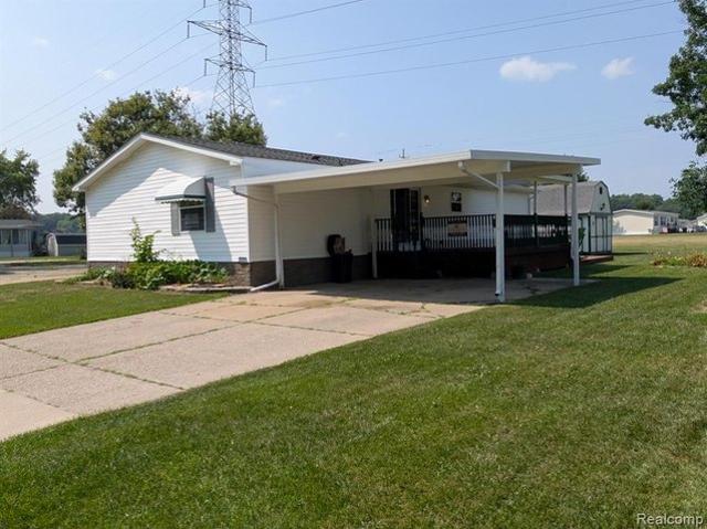 4024 E 54th St, Mount Morris, MI 48458