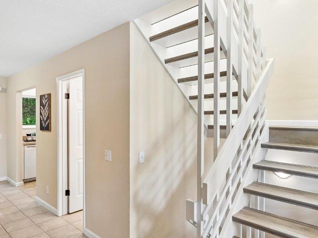 4024 Farm Hill Blvd, Unit 8, Redwood City, CA 94061 | MLS #ML82038