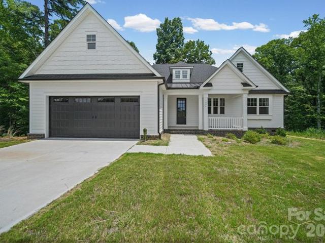 4024 Red Hill Way, Denver, NC 28037