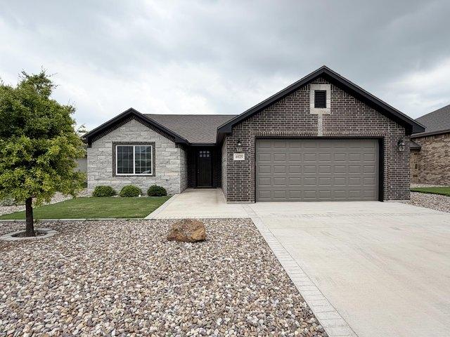 4025 Caroline Ln, San Angelo, TX 76904