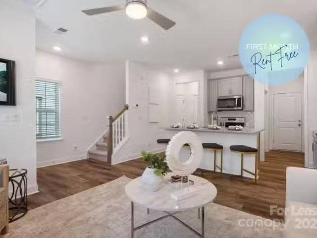 4025 Crooked Spruce Court, Matthews, NC 28105