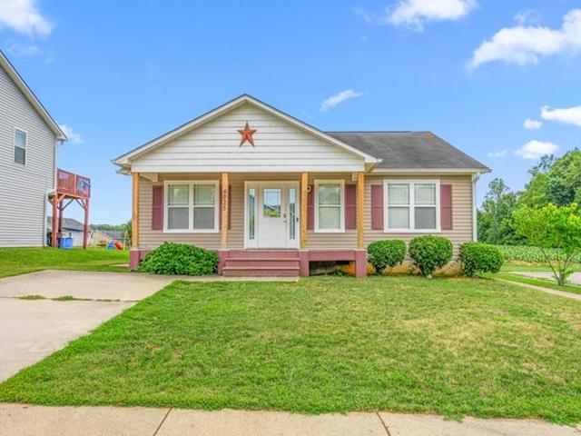 4025 Gloria Rdg, Winston Salem, NC 27107