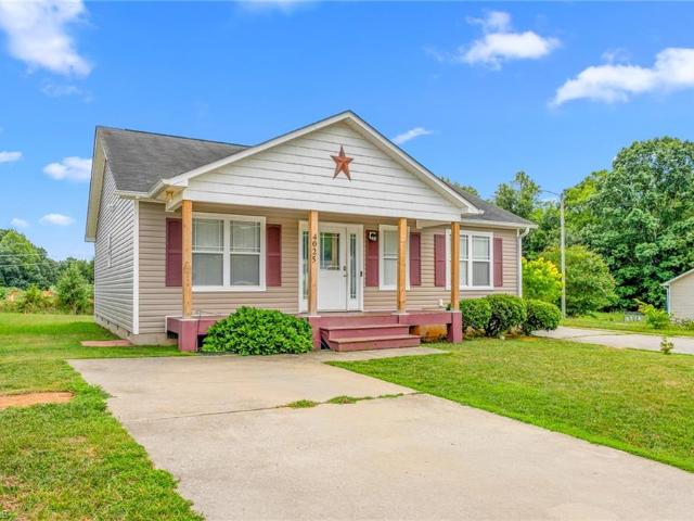 4025 Gloria Ridge