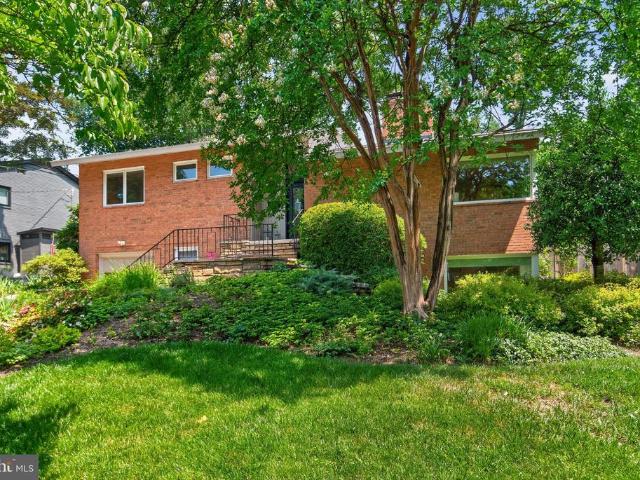 4025 24Th Road N