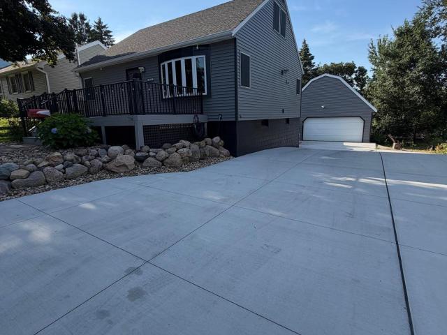 4025 7th Place NW