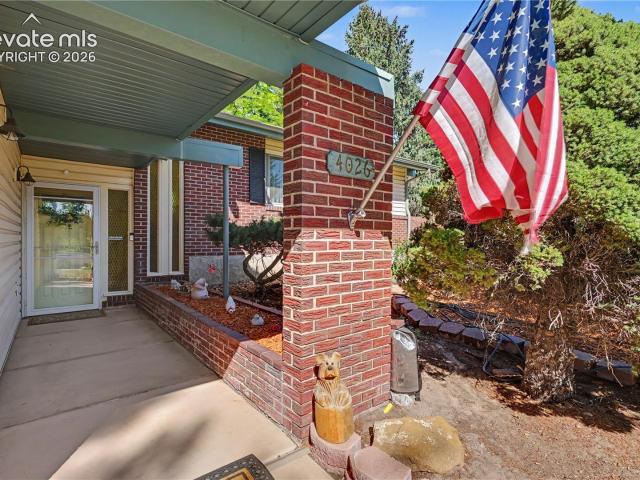 4026 N Loring Circle