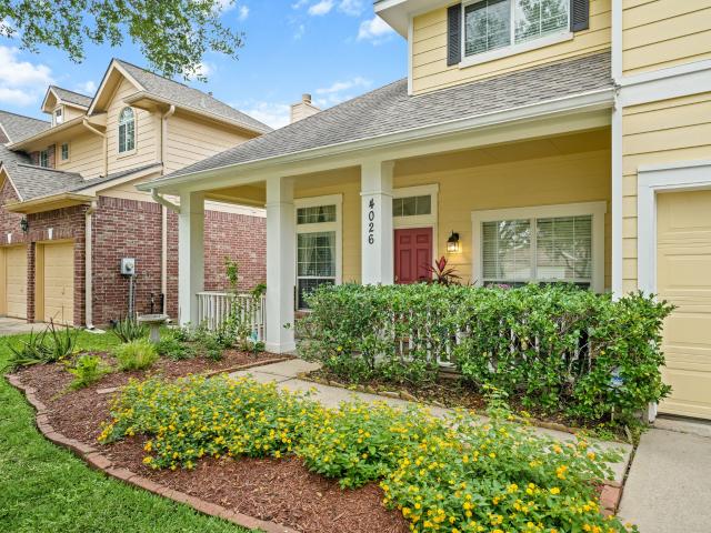 4026 Chestnut Bend