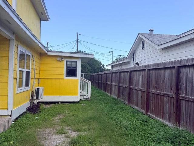 4026 Zapata Street
