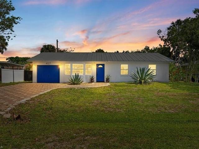 4027 Mindi Ave, Naples, FL 34112