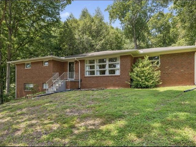4027 Beverly Hills Dr, Pegram, TN 37143
